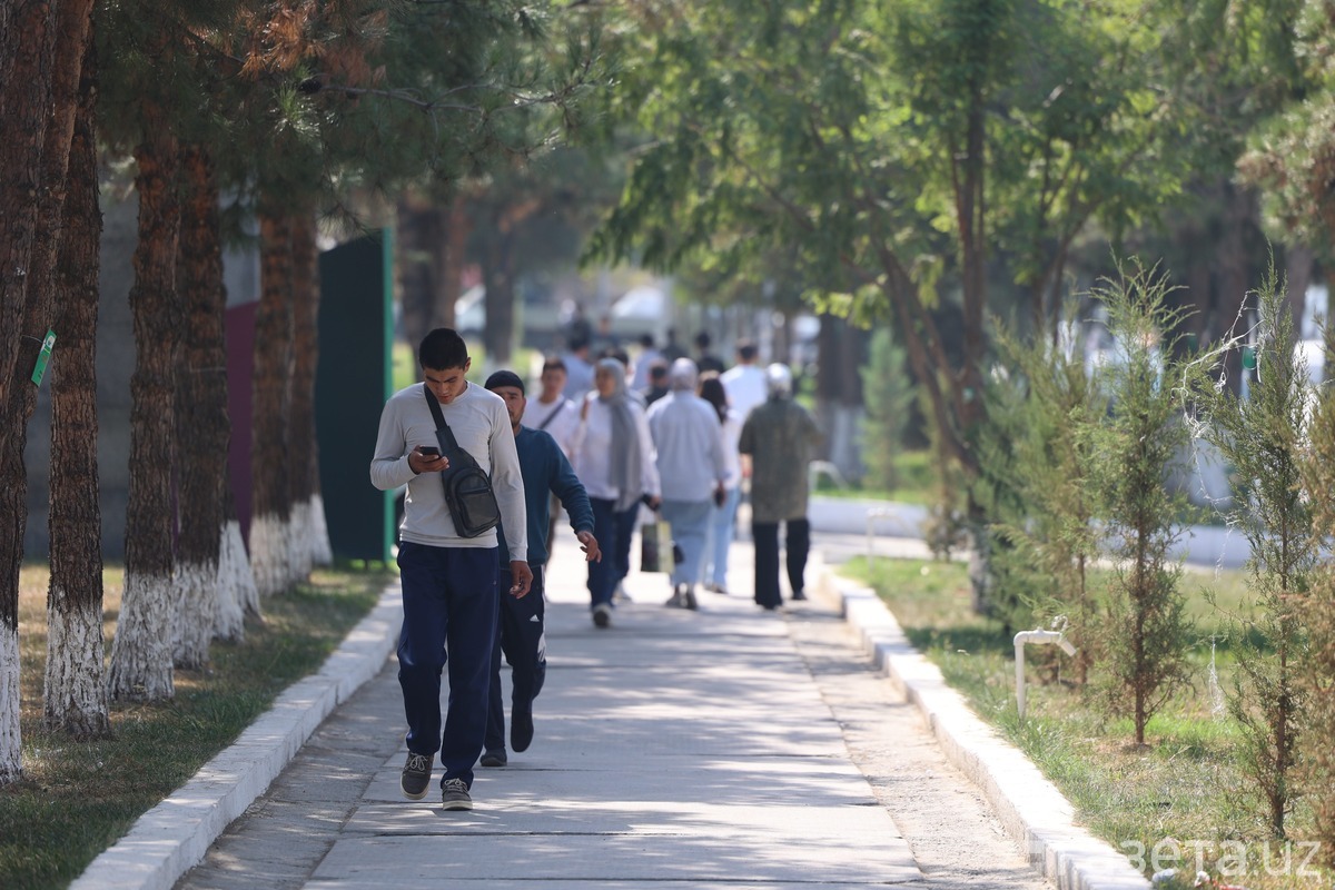 Do university officials have the right to exclude students who haven't ...